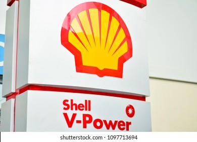 Shell V-Power Logo Vector (.CDR) Free Download