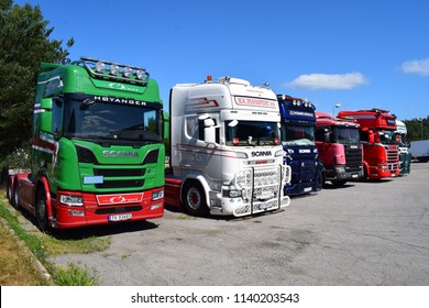 Scania trucks Logo Vector (.EPS) Free Download