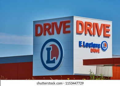 Leclerc Drive Logo Vector (.EPS) Free Download