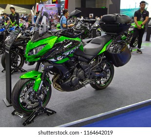 Kawasaki Versys Logo Vector (.EPS) Free Download