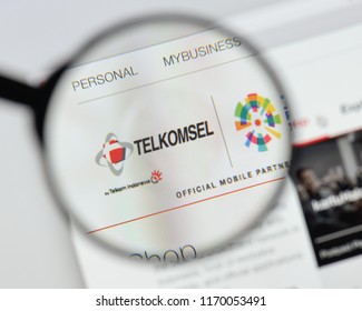 telkomsel Logo Vector (.EPS) Free Download