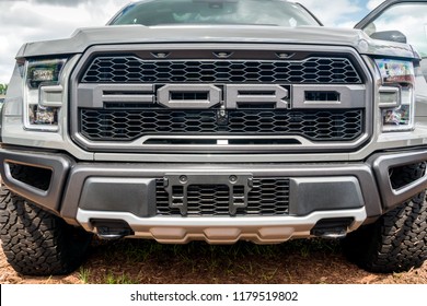 Ford ST Logo Vector (.AI) Free Download