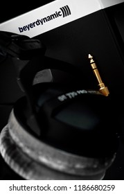 Beyerdynamic Logo Png