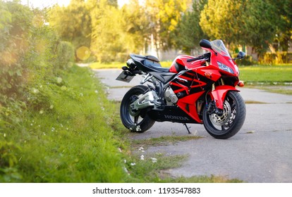 CBR 1000 RR Logo Vector (.EPS) Free Download