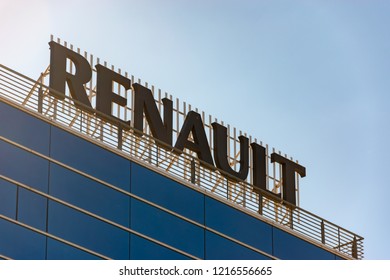 Renault Master Logo Vector (.EPS) Free Download
