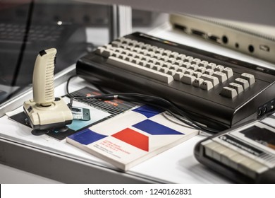 Commodore Logo Vectors Free Download