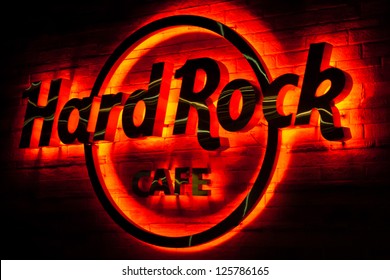 Hard rock Cafe Logo Vector (.EPS) Free Download