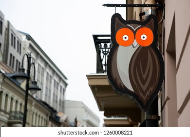 Hooters Logo Vector (.EPS) Free Download