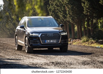 Audi Q7 Logo Vector (.EPS) Free Download