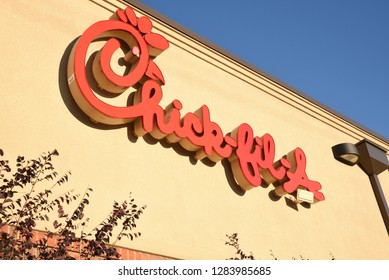 chick-fil-a Logo Vector (.EPS) Free Download