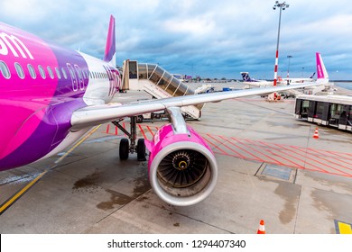 Wizz Air Logo Vector (.EPS) Free Download
