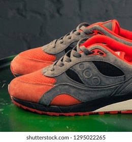 Saucony Logo Vector (.EPS) Free Download