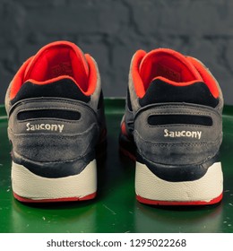 Saucony Logo Vector (.EPS) Free Download