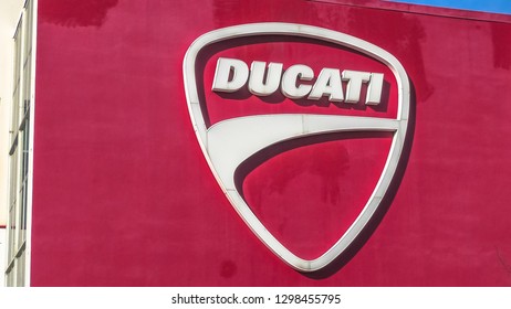 ducati panigale Logo Vector (.AI) Free Download