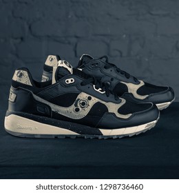 Saucony Logo Vectors Free Download