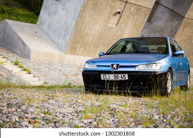 Peugeot 306 Logo Vector (.EPS) Free Download