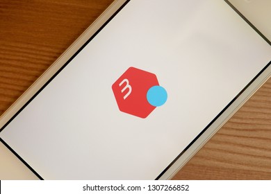 Mercari Logo Vector (.EPS) Free Download