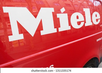 Miele Logo Vector (.SVG) Free Download