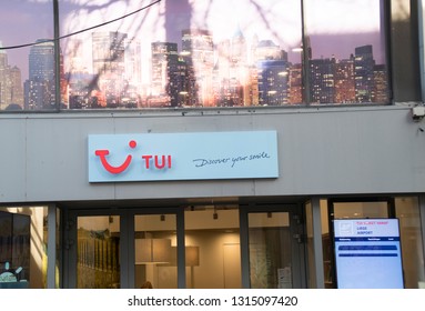 TUI Logo Vector (.EPS) Free Download