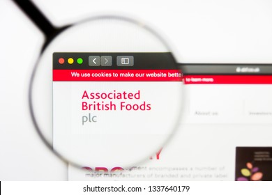 Associated Content Logo Vector (.AI) Free Download