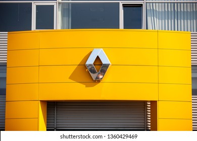 Renault Trucks Logo Vector (.AI) Free Download