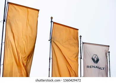 Renault Trucks Logo Vector (.AI) Free Download