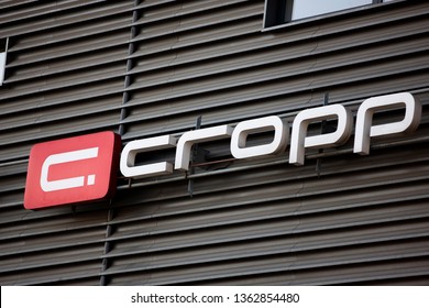 Cropp Logo Vector (.SVG) Free Download