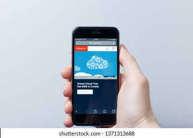 Oracle Mobile Logo Vector (.EPS) Free Download