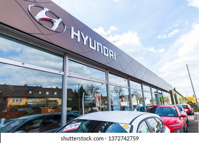 Hyundai i30 Logo Vector (.CDR) Free Download