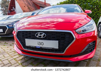 Hyundai i30 Logo Vector (.CDR) Free Download