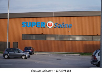 Super U Logo Vector (.EPS) Free Download
