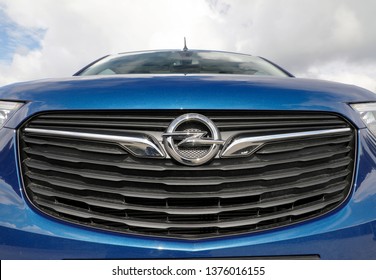 Opel Logo Vector (.EPS) Free Download