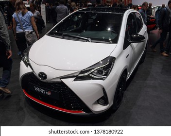Yaris Logo Vector (.EPS) Free Download