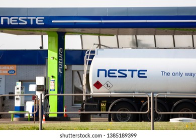 Neste Oil Logo Vector (.AI) Free Download