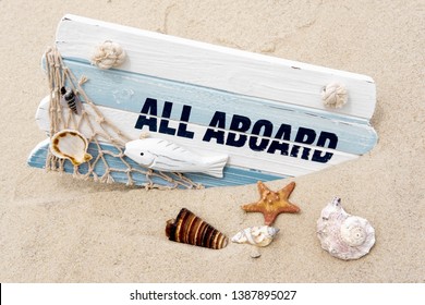 All aboard! 4K wallpaper download