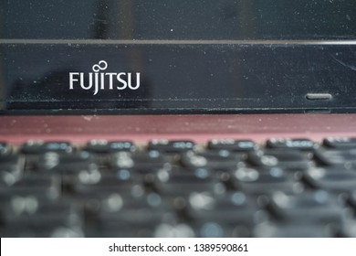 Fujitsu Logo Vector (.EPS) Free Download