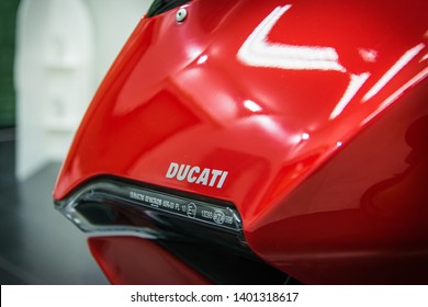 ducati panigale Logo Vector (.AI) Free Download