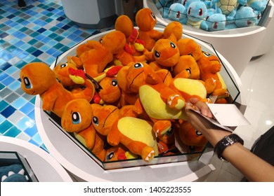 Charmander Logo Vector (.SVG) Free Download