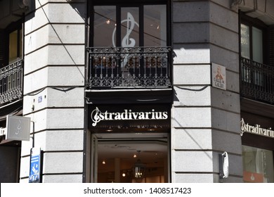 Stradivarius Logo Vector (.SVG) Free Download