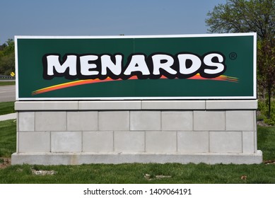 Menards Logo Vector (.SVG) Free Download