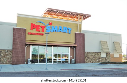 PETSMART Logo Vector (.EPS) Free Download