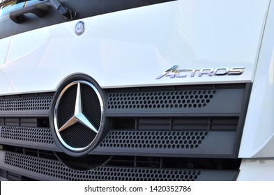 Actros Logo Vector (.AI) Free Download