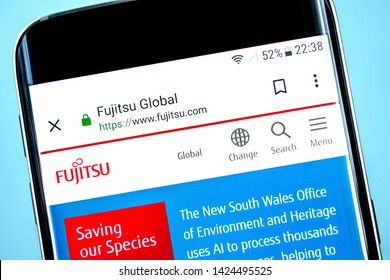 Fujitsu Logo Vector (.EPS) Free Download