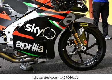 aprilia rs Logo Vector (.AI) Free Download