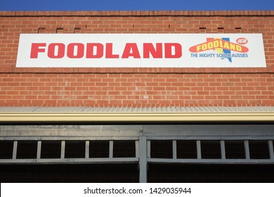 Foodland Logo Vector (.EPS) Free Download