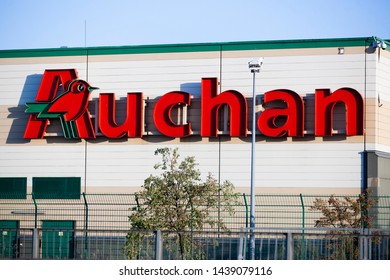 auchan Logo Vector (.CDR) Free Download