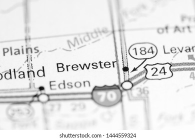 Brewster Logo Vector (.EPS) Free Download