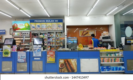 Indomaret Logo Vector (.CDR) Free Download