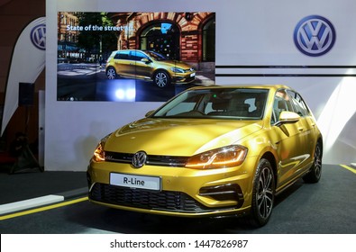 GOLF R Logo Vector (.CDR) Free Download