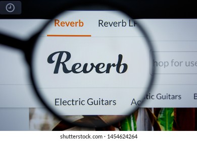 Reverb Logo Vector (.SVG) Free Download